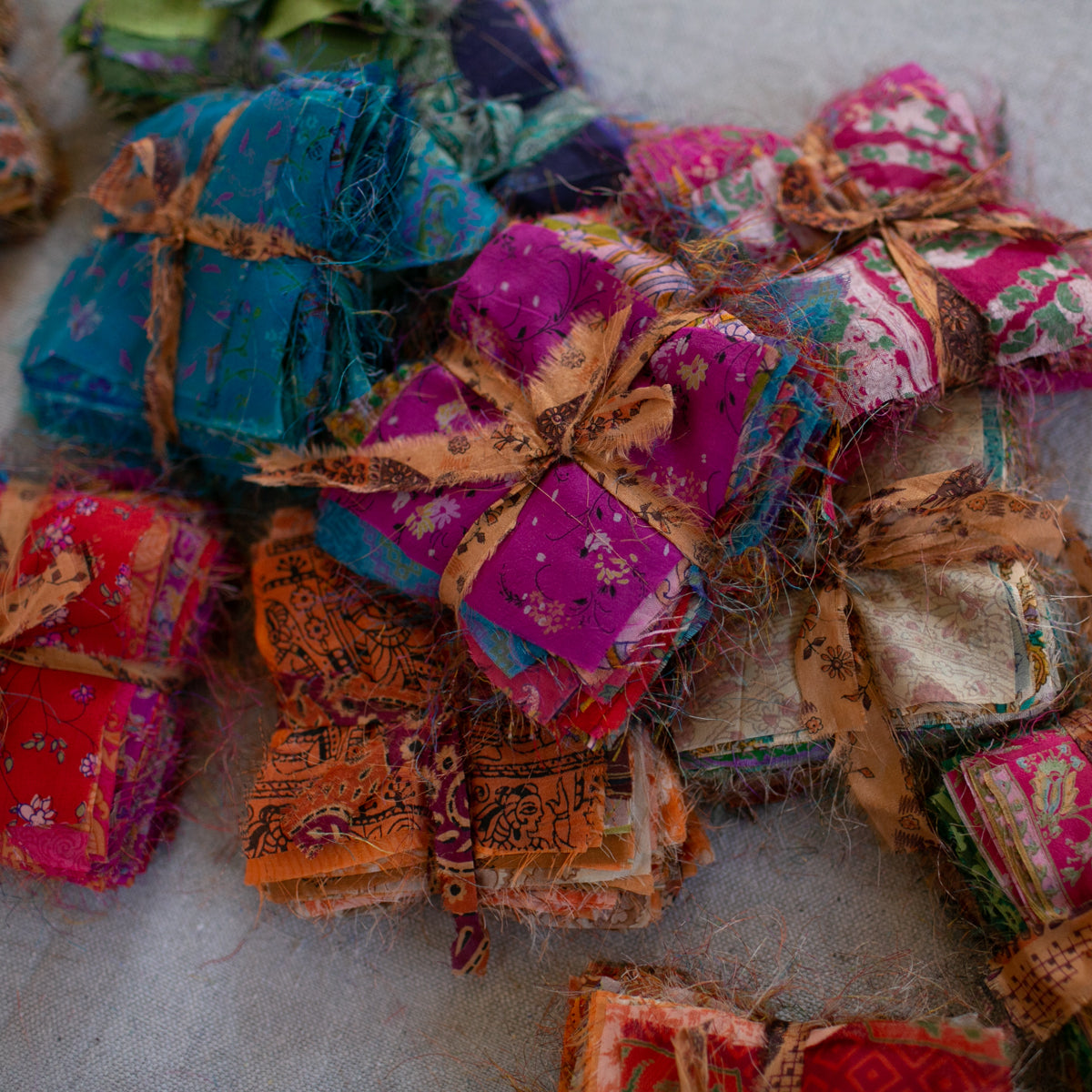 Vintage Sari Remnant Pack- Small, 5 X 5" – Skippy Cotton